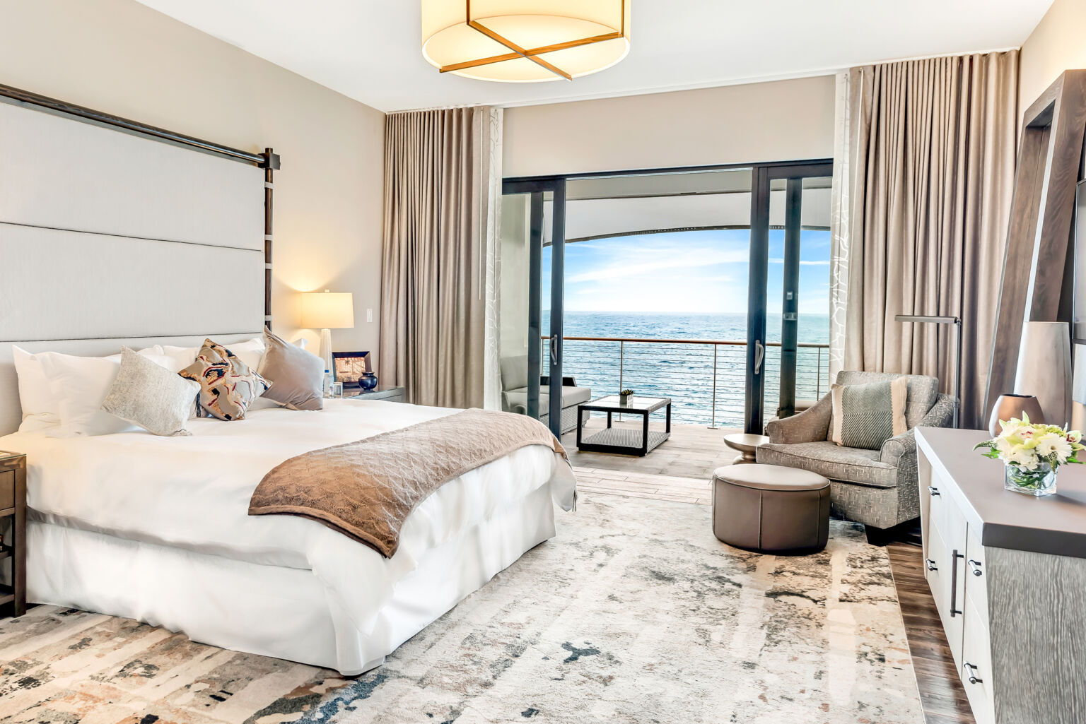 HOTELS – Chubb Bermuda Triangle Challenge
